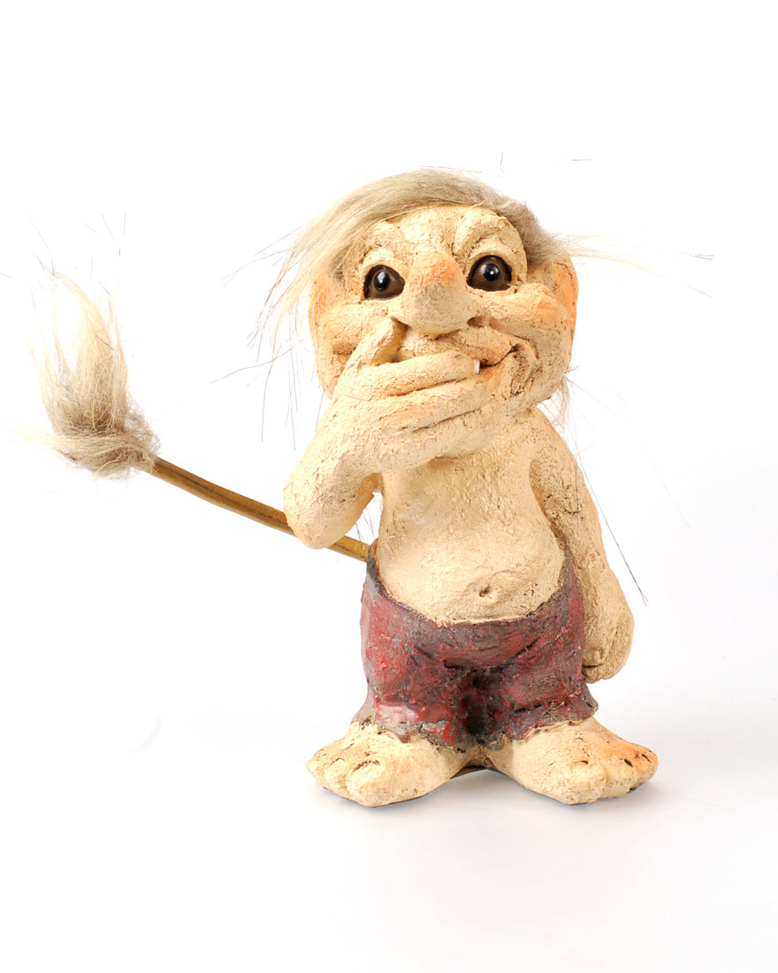 Resin Troll, trying not to laugh – Sunfilm