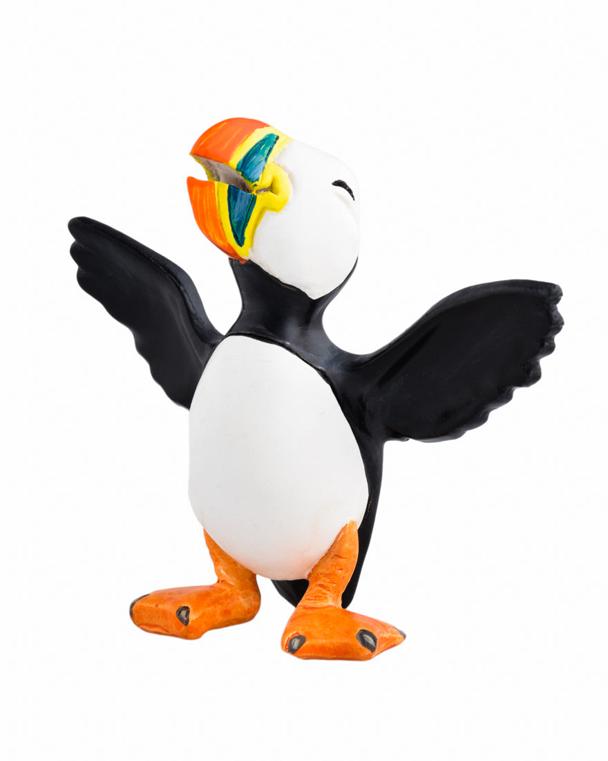 Resin Comic Puffin wings outspread – Sunfilm
